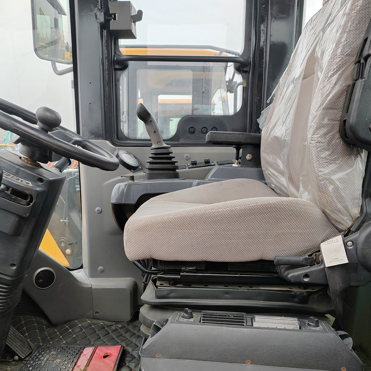 90% new XCMG LW500KV 5TON Wheel loaders - Hornlion Engineering ...