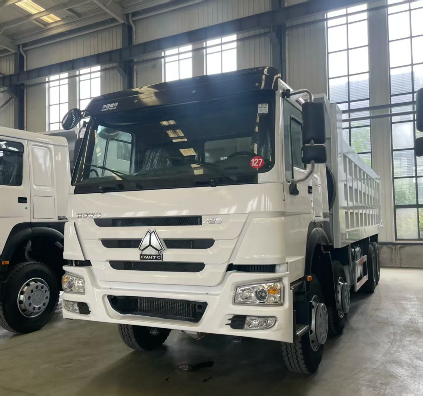 Fuel Trucks vs. New Energy Trucks - Hornlion Engineering Machinery Co ...